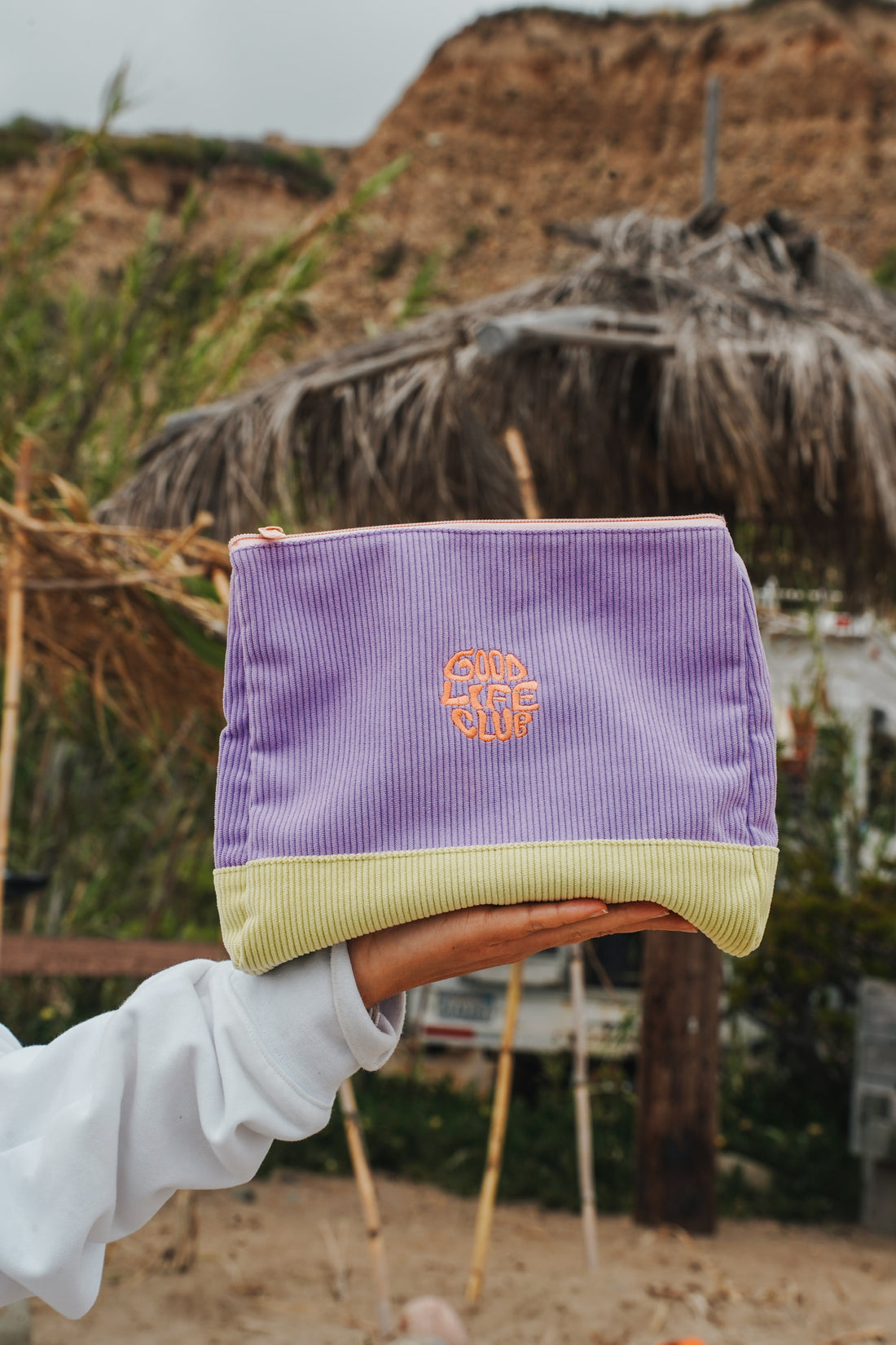 Women / Accessories – Notice