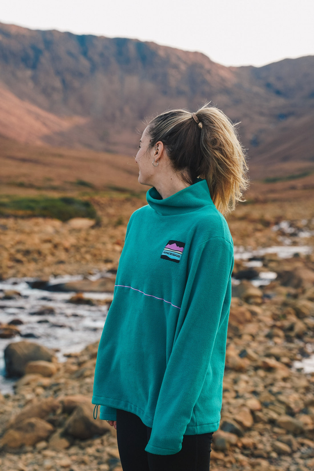Women Fleeces And Vests Notice